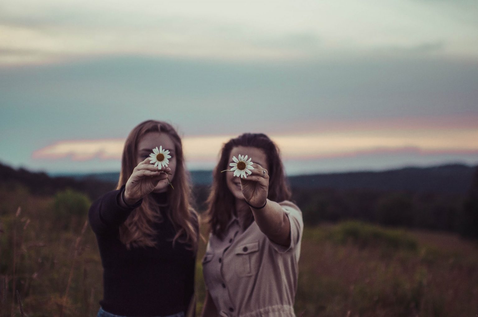 15 Signes Que Vous Avez Trouvé Une Meilleure Amie Pour La Vie