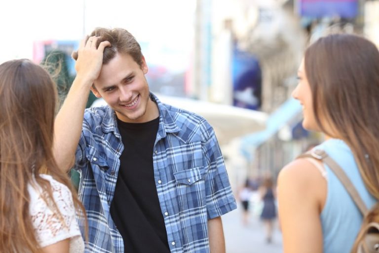 Quels Sont Les Signes Physiques D’un Homme Amoureux