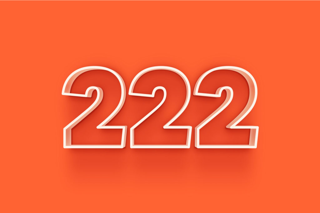 Pourquoi Je Vois 222 Partout? Voici La Signification De Ce Nombre!