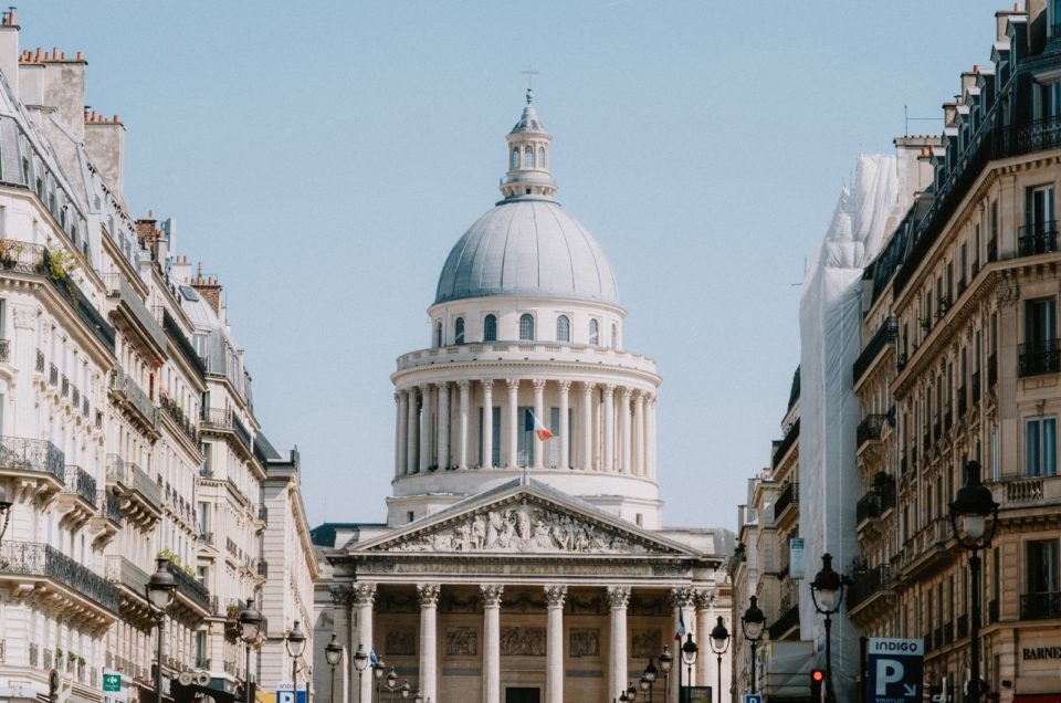 Découvrez 100 Questions Réponses : La Culture Générale En France